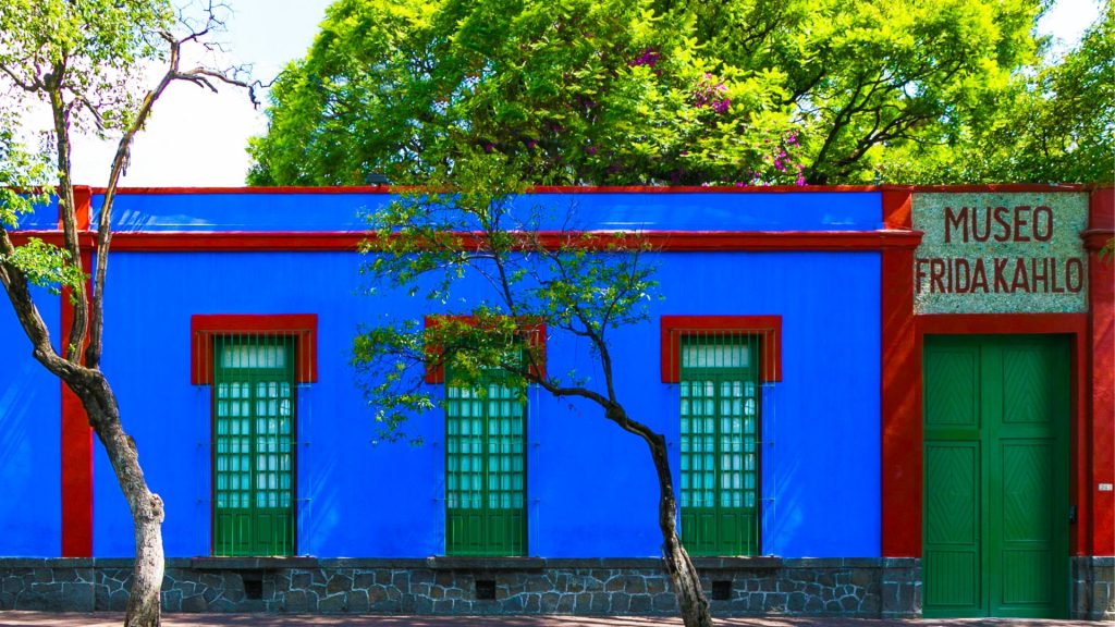 ¿Qué ver en la Casa Azul de Frida Kahlo? Guía para visitar este museo ...
